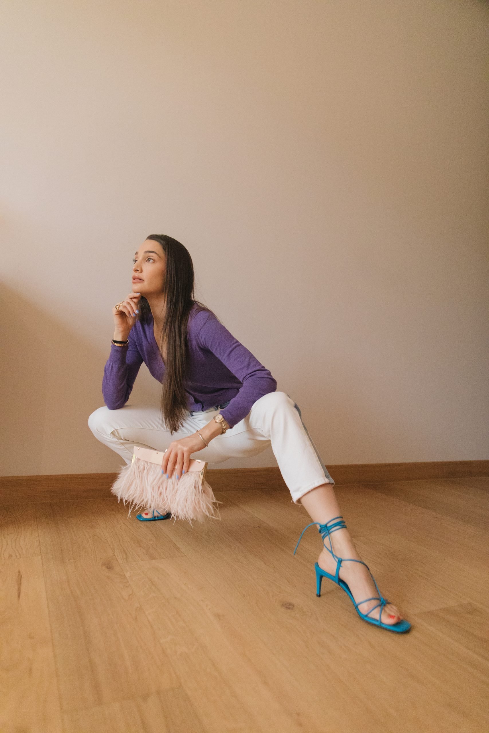 Posing Tips for Pictures - Paulina Joaristi | Lifestyle Blog